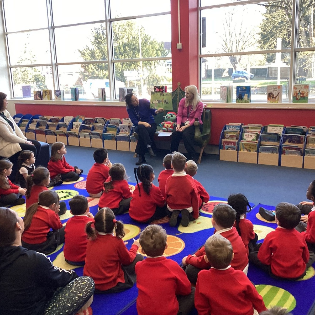 Hillmead Primary School - Reception visit to our local library